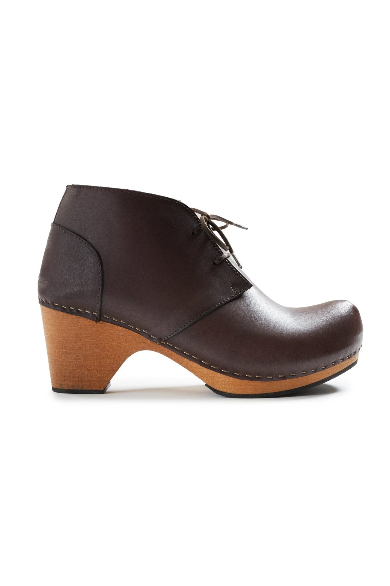 toe seam leather bootie clogs in dark brown | lisa b.